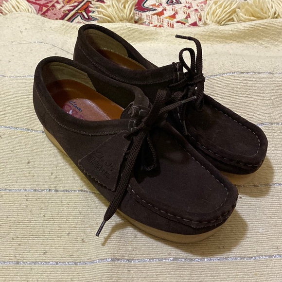 Clarks | Shoes | Dark Brown Clarks Wallabees | Poshmark